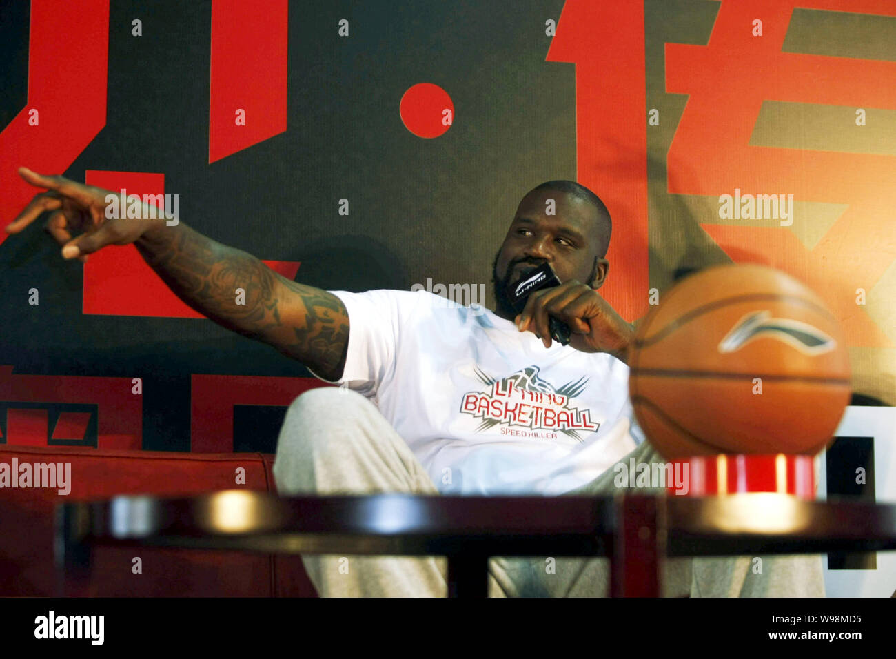 Nba basketball player shaquille oneal hi-res stock photography and ...