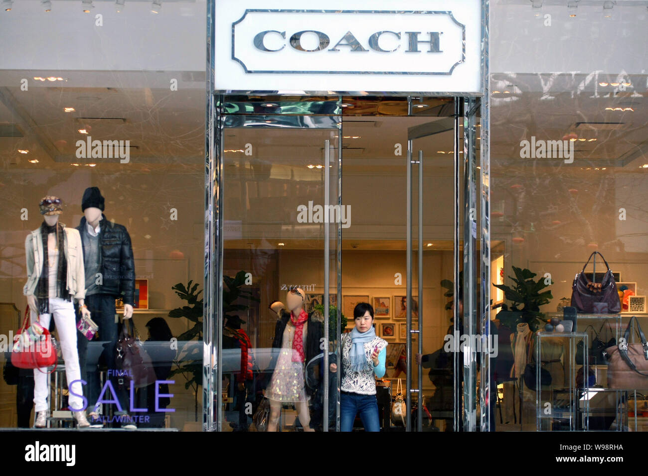 Coach designer handbag store hi-res stock photography and images - Alamy