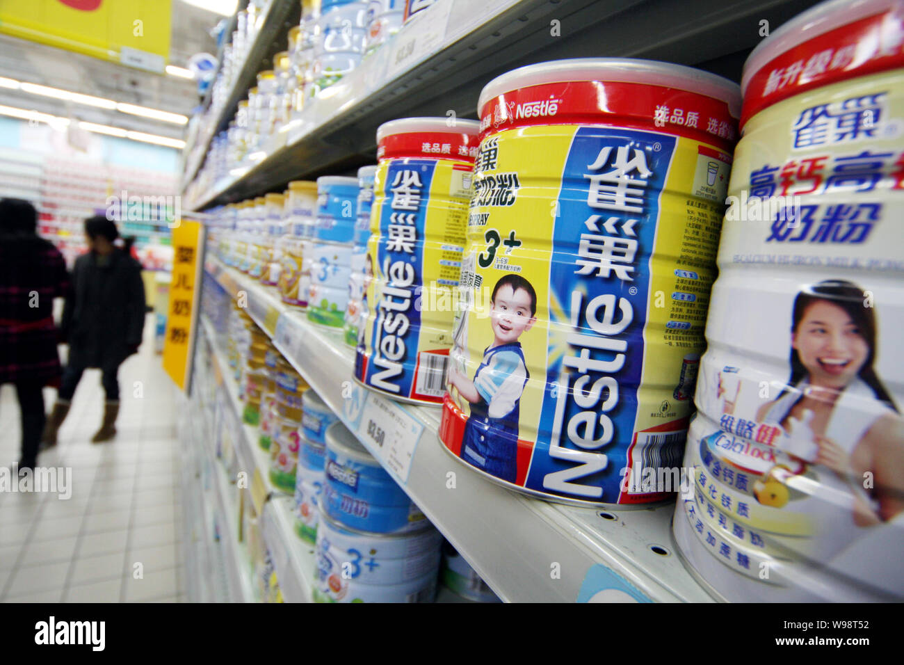 Formula Milk Nestle High Resolution Stock Photography and Images - Alamy