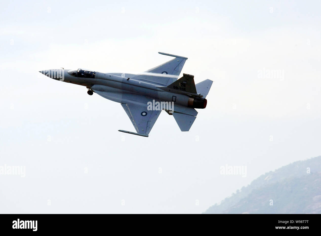 --FILE--China unveils the new JF-17 fighter jet developed jointly with ...