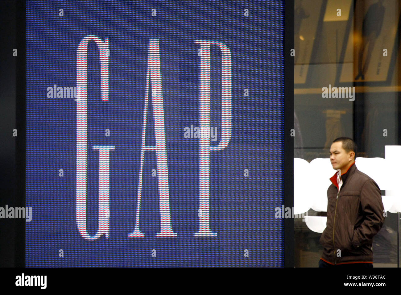 China economic gap hi-res stock photography and images - Alamy