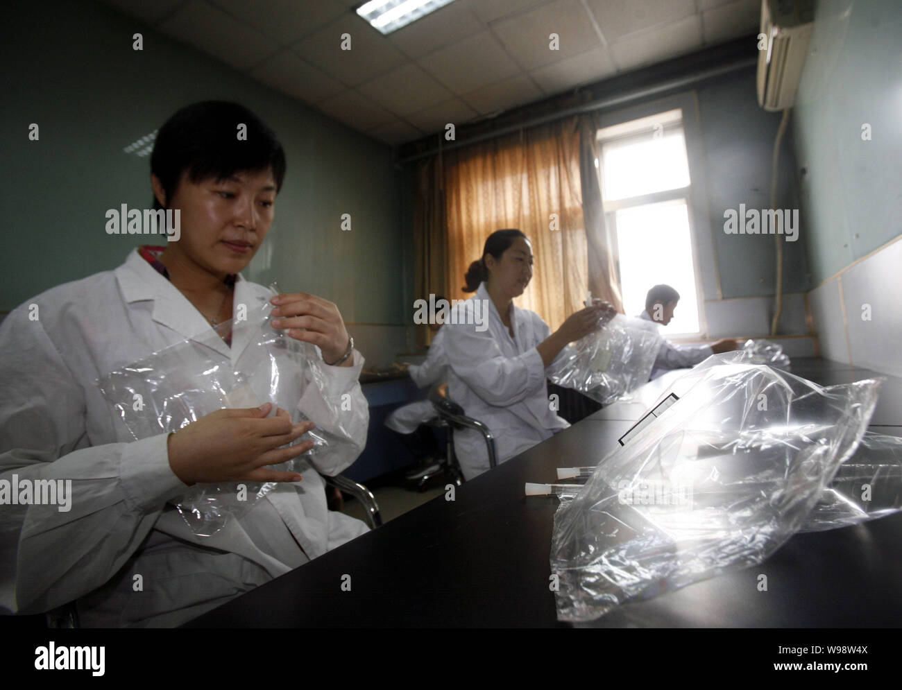 évaluations hi-res stock photography and images - Alamy