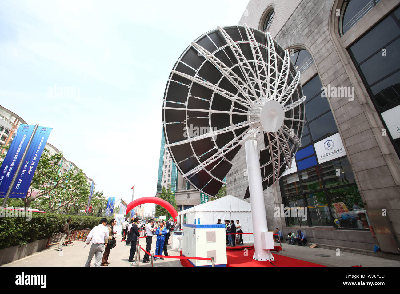 Photovoltaic solar panel displayed hi-res stock photography and images ...