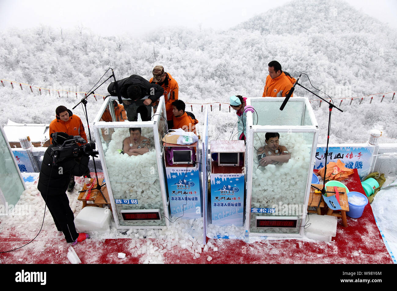 The world of the iceman hi-res stock photography and images - Alamy