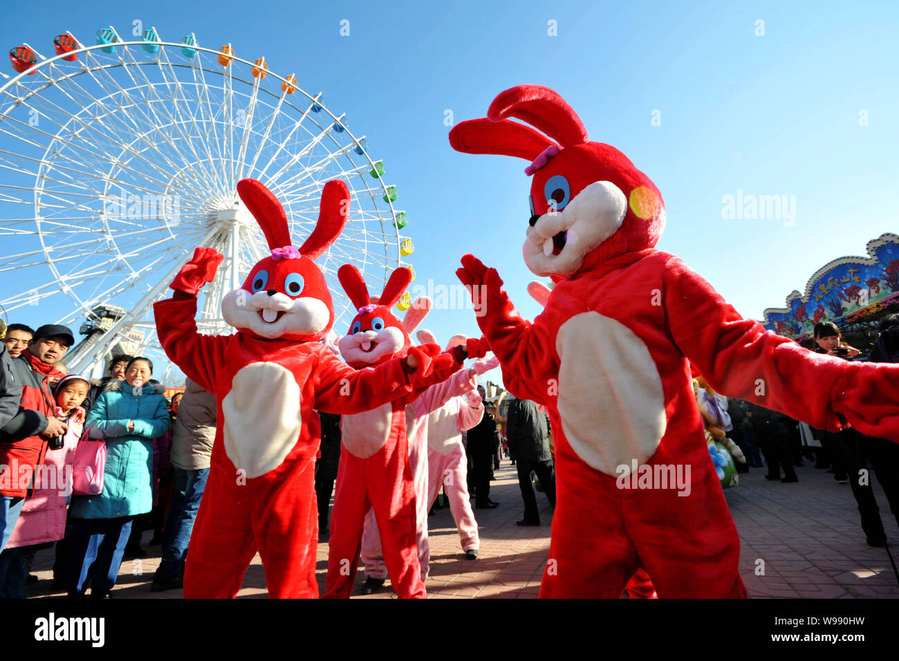 Rabbit costumes hi-res stock photography and images - Alamy