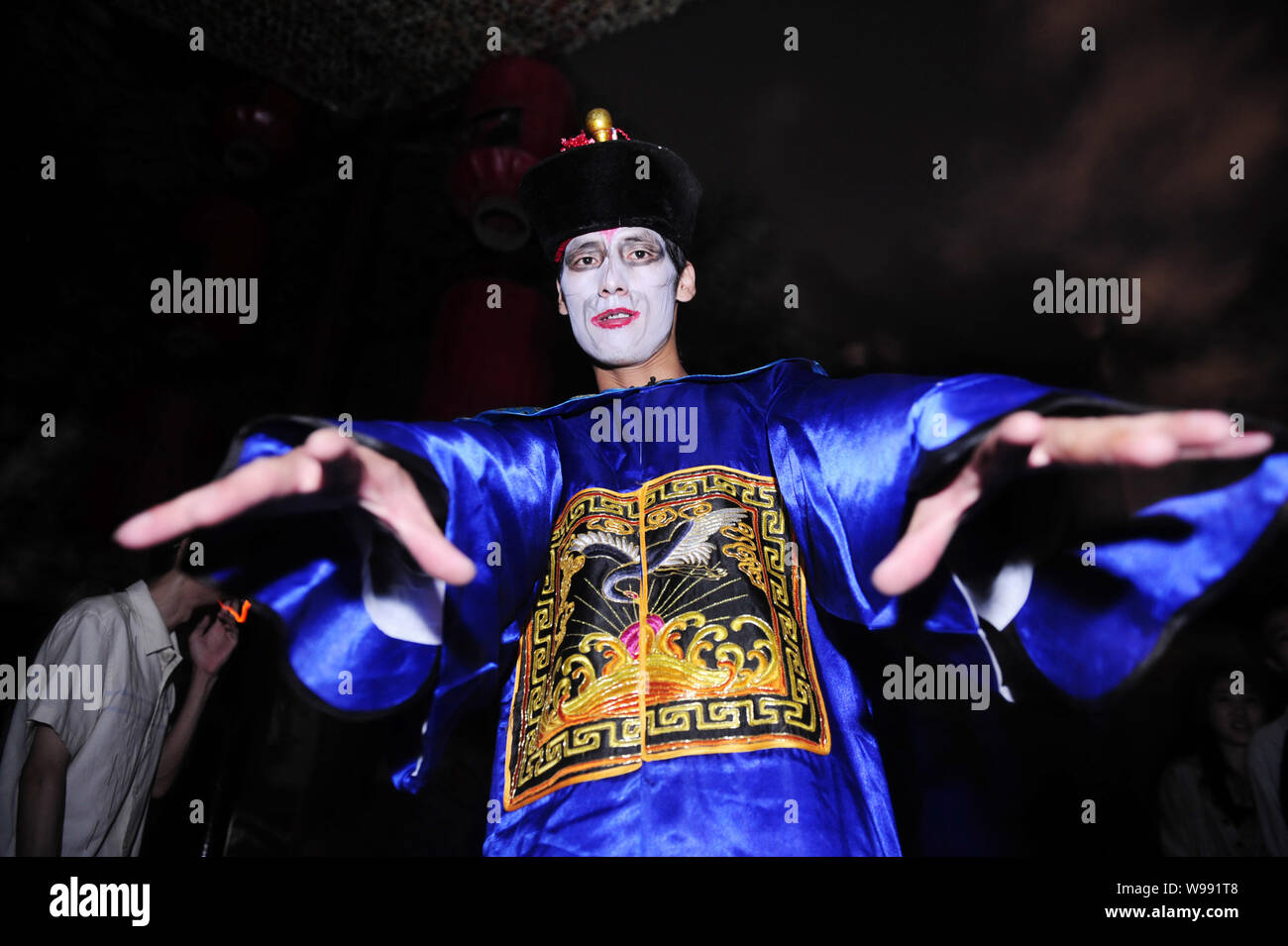 Hallowmas hi-res stock photography and images - Alamy