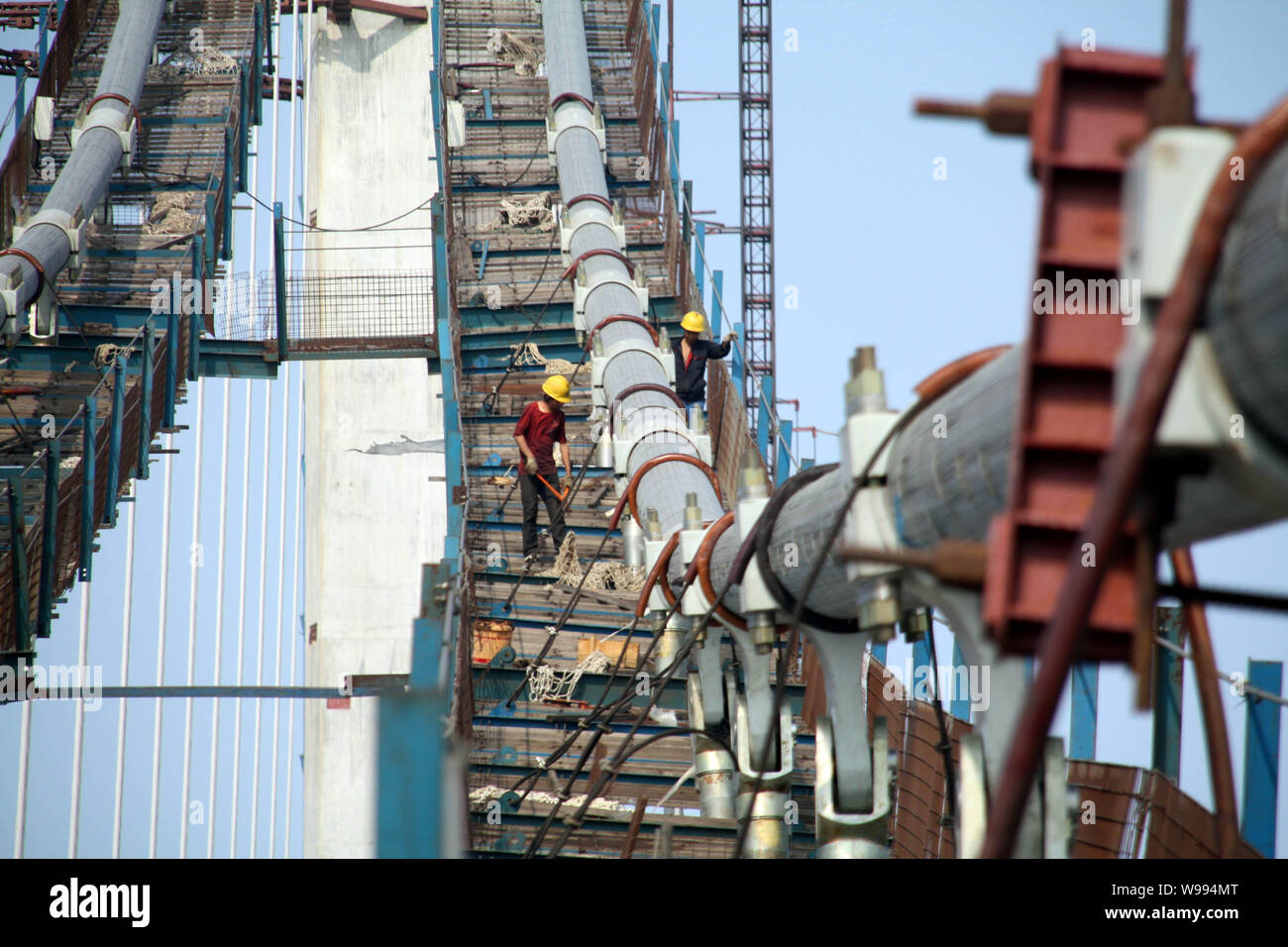 Qingdao haiwan bridge hi-res stock photography and images - Alamy