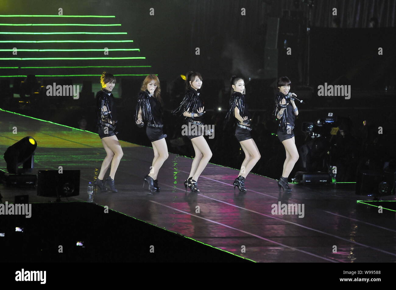 Members of Kara, a South Korean girl group signed with DSP Media (DSP ...