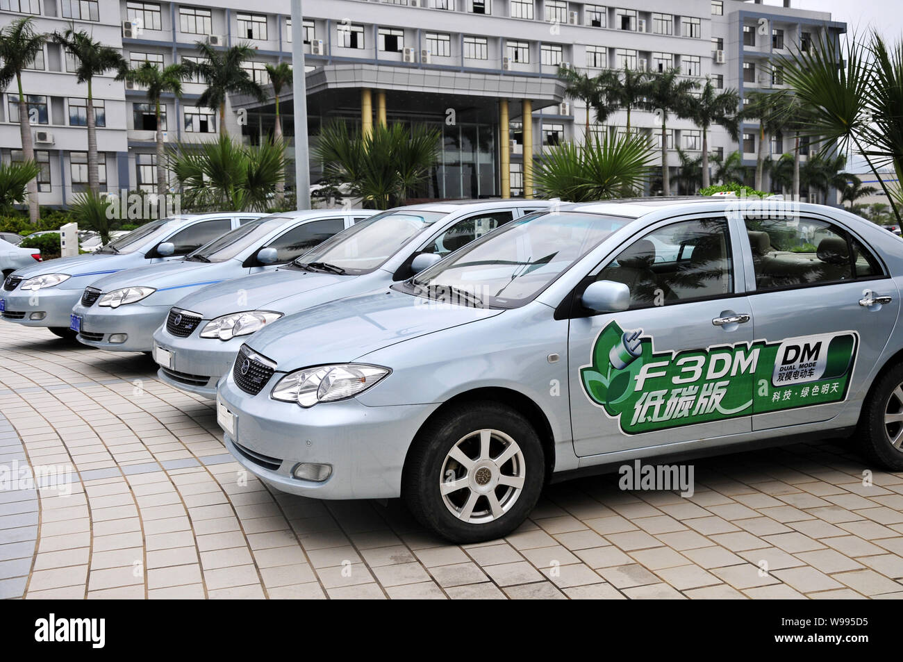 Byd f3dm hi-res stock photography and images - Alamy