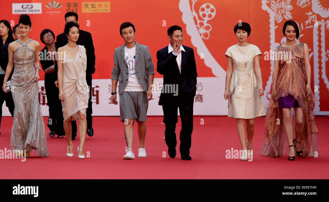 (From left) Chinese singer and actress Chen Rui, Taiwanese actress Guey ...