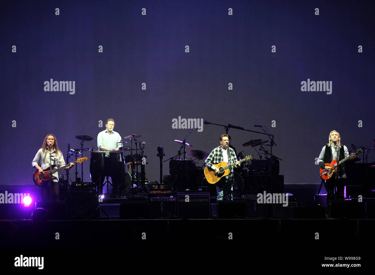 Eagles band hi-res stock photography and images - Alamy