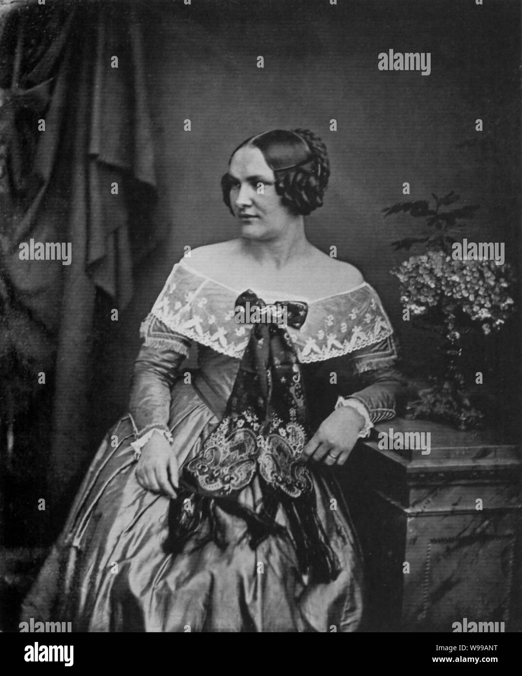 Anna henriette stelzner hi-res stock photography and images - Alamy
