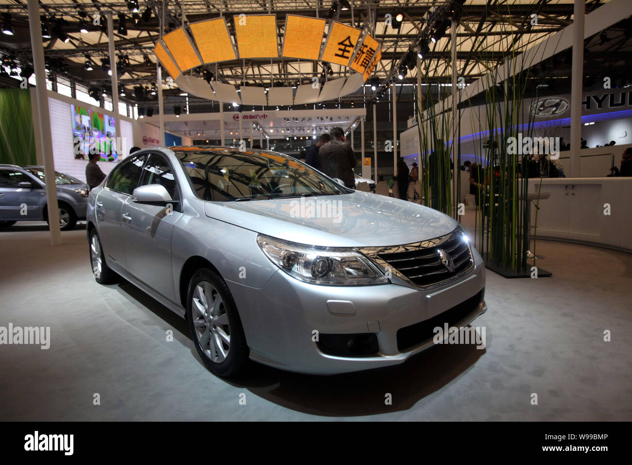 The Renault Laguna is seen on display prior to the 14th Shanghai ...