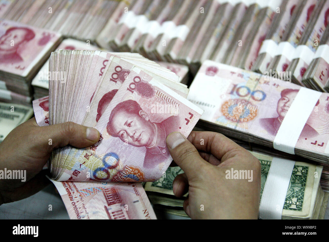 50 rmb banknote hi-res stock photography and images - Alamy