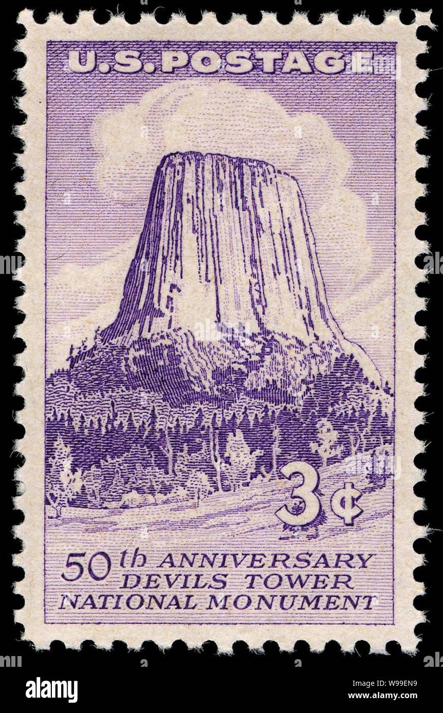 Devils Tower 3c 1956 issue U.S. stamp Stock Photo - Alamy