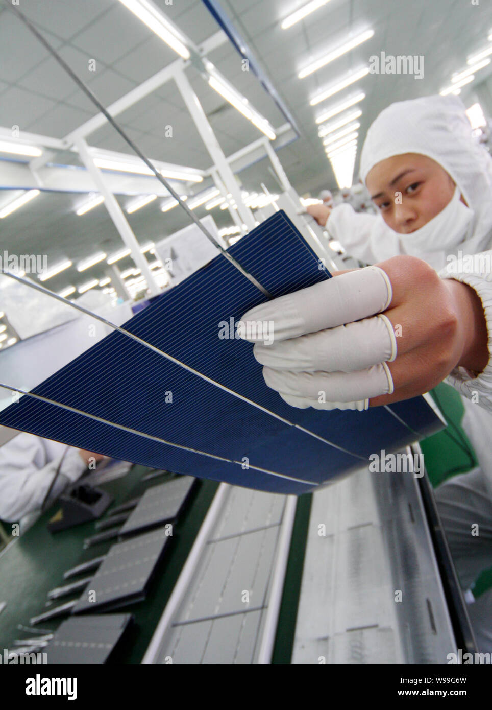 Chinese solar greenhouse hi-res stock photography and images - Alamy