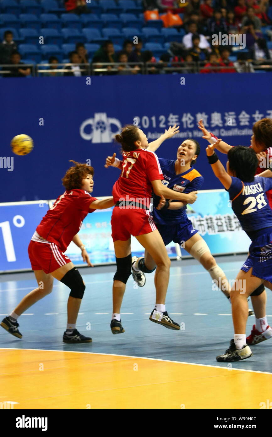 Japan handball hi-res stock photography and images - Alamy