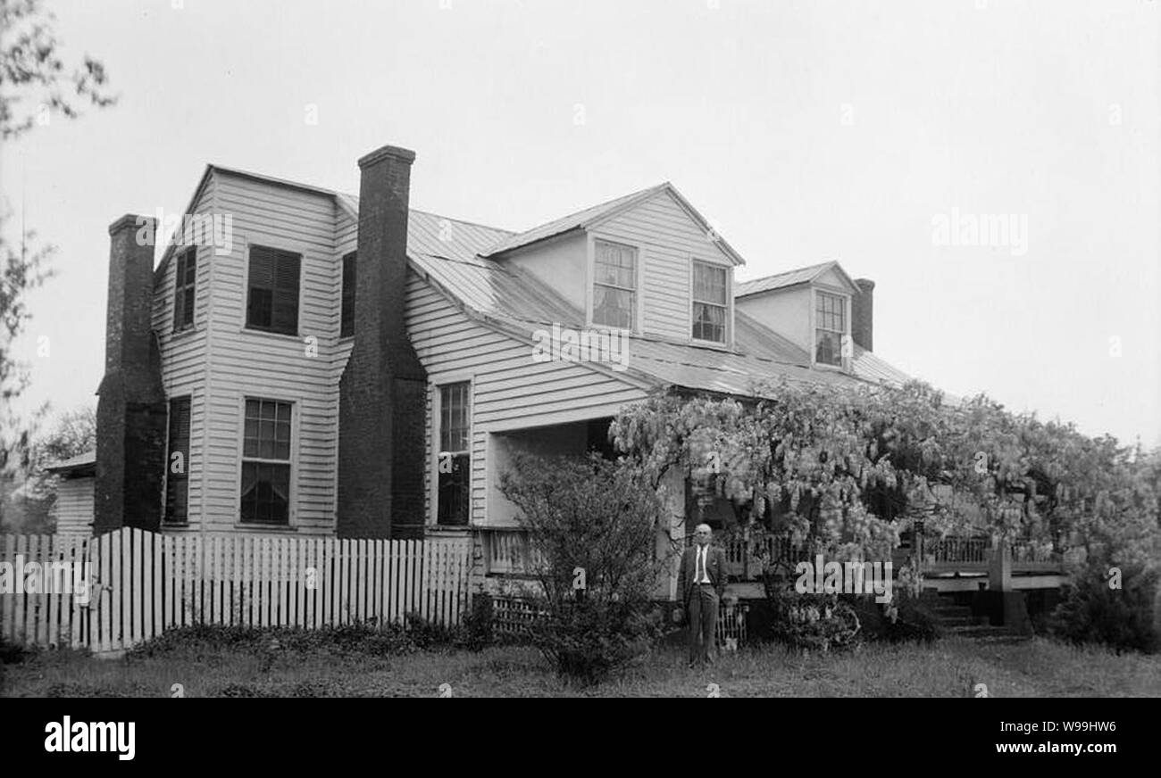 Dhl Black and White Stock Photos & Images - Alamy