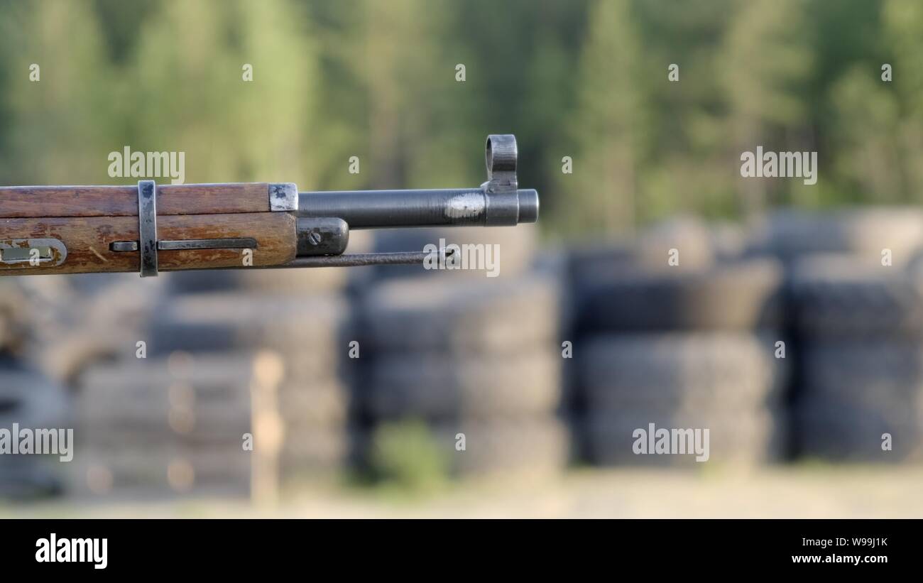 Gun barrel close up side view hi-res stock photography and images - Alamy