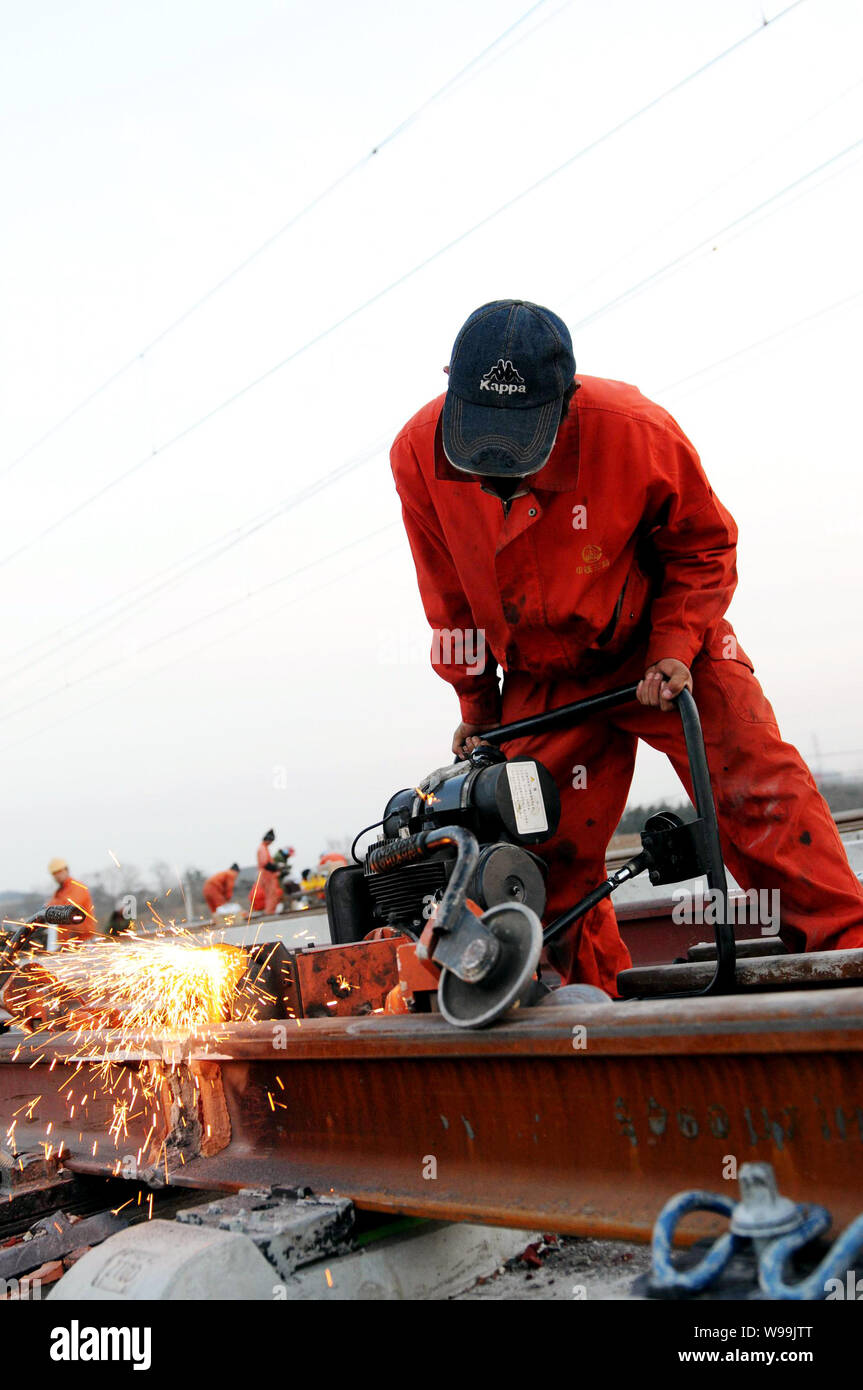 Construction labours hi-res stock photography and images - Alamy
