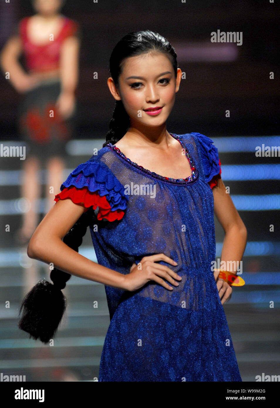 Asian super model hi-res stock photography and images - Alamy