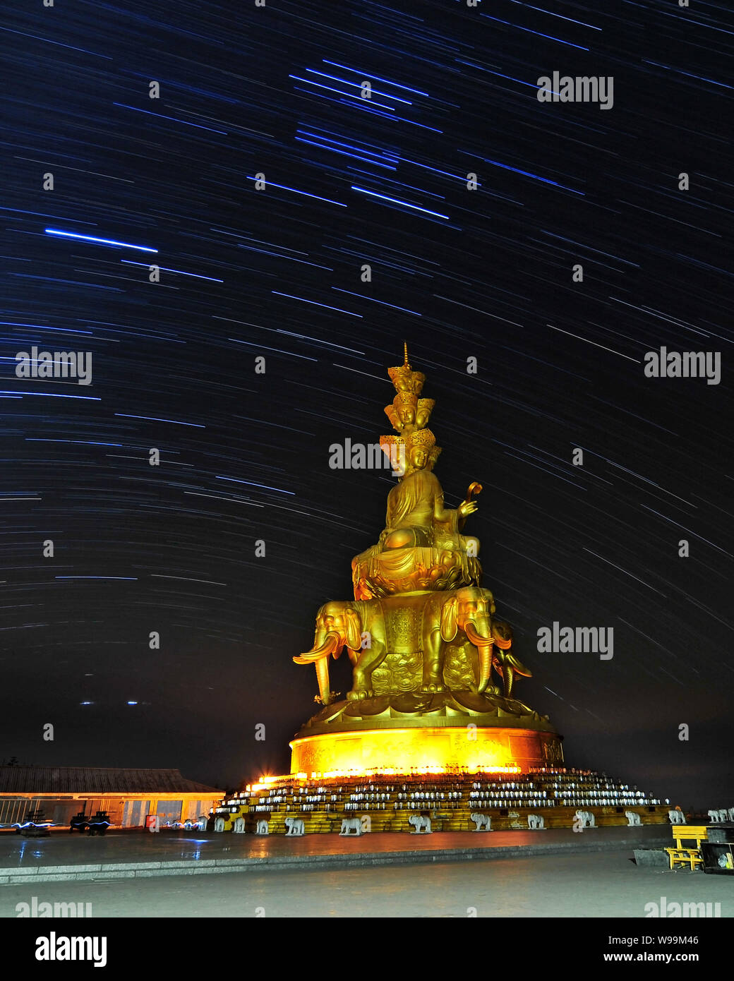 Jinding hi-res stock photography and images - Alamy