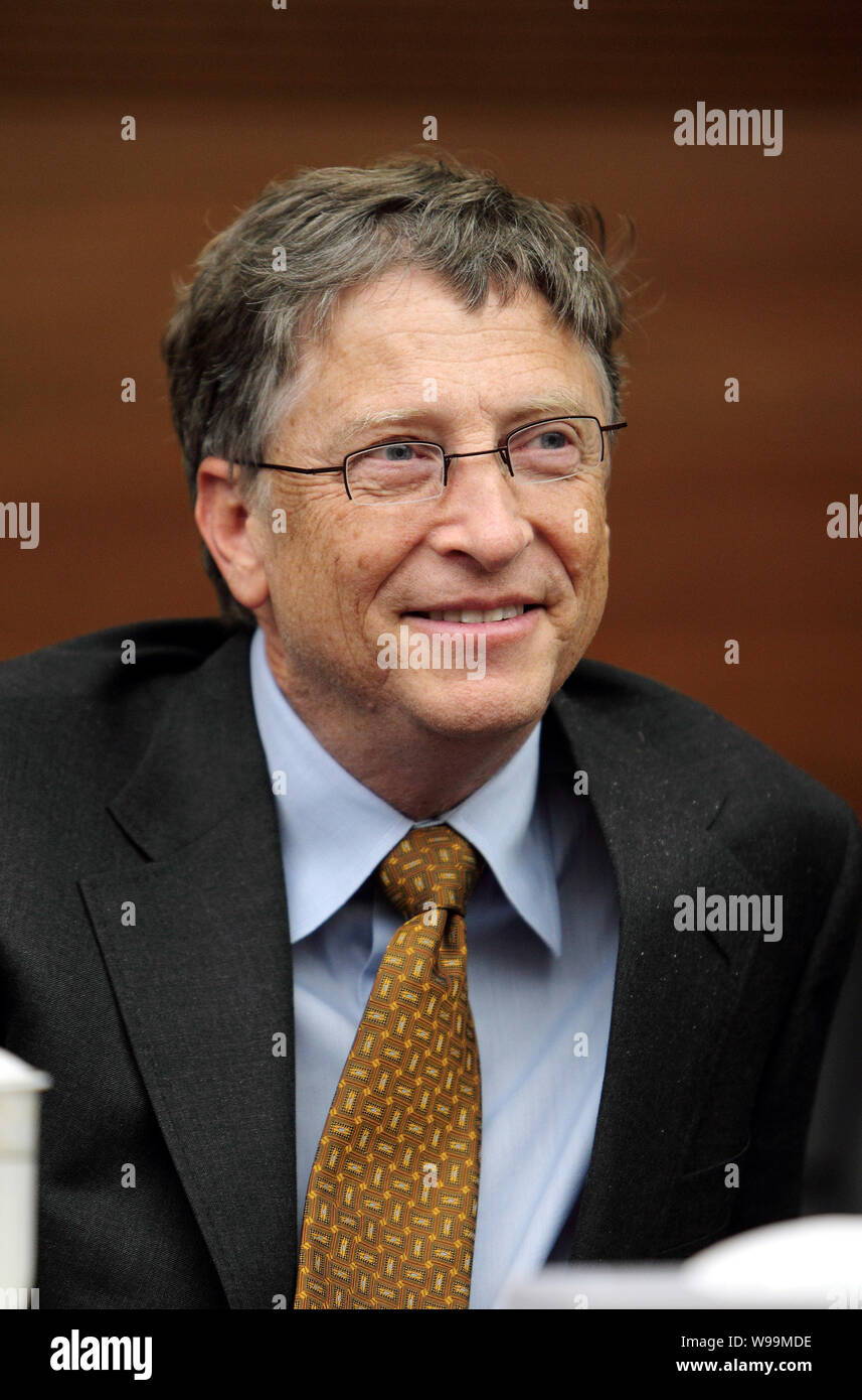 Microsoft co founder bill gates hi-res stock photography and images - Alamy