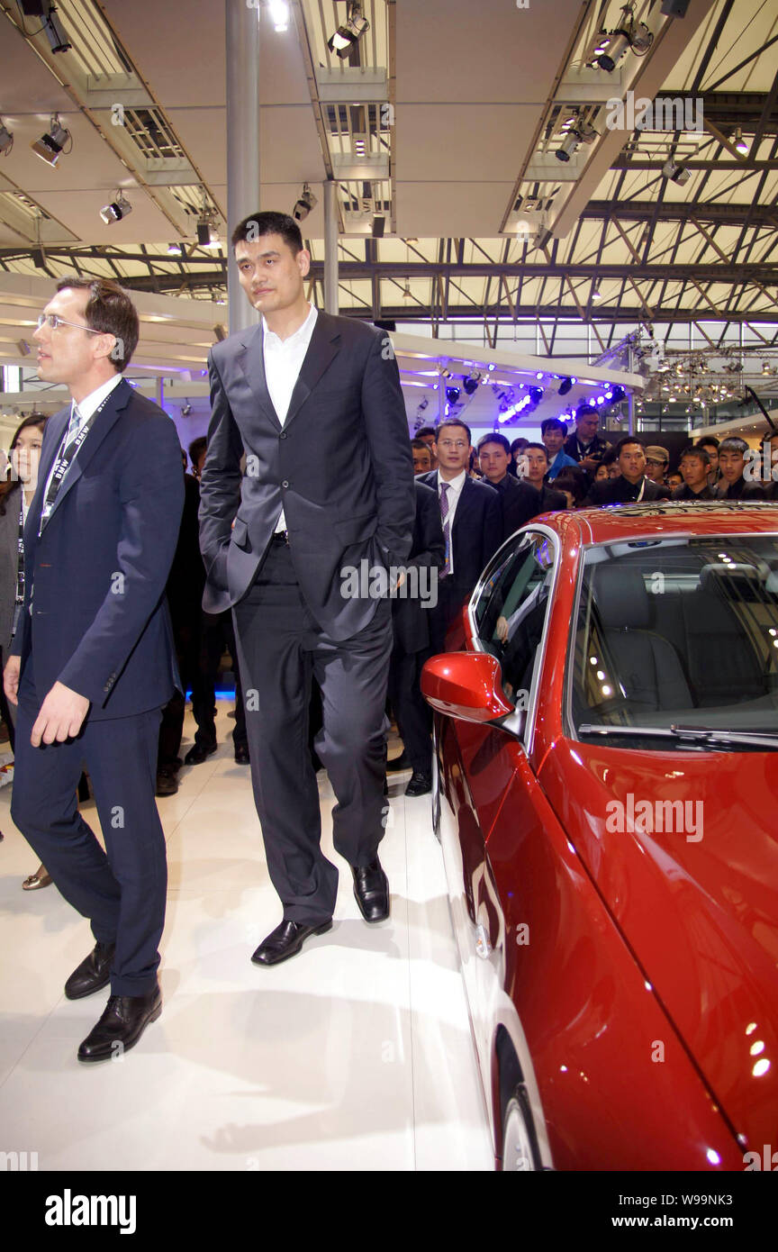 Yao Ming Car Chinese Basketball Player Ye Li, Wife Of Houston Rockets'