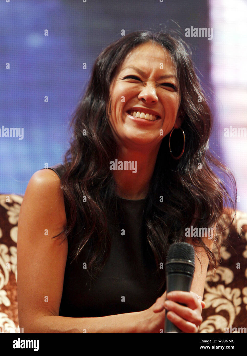 Tiger mom amy hi-res stock photography and images - Alamy