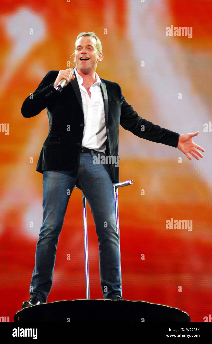 Garou hi-res stock photography and images - Alamy