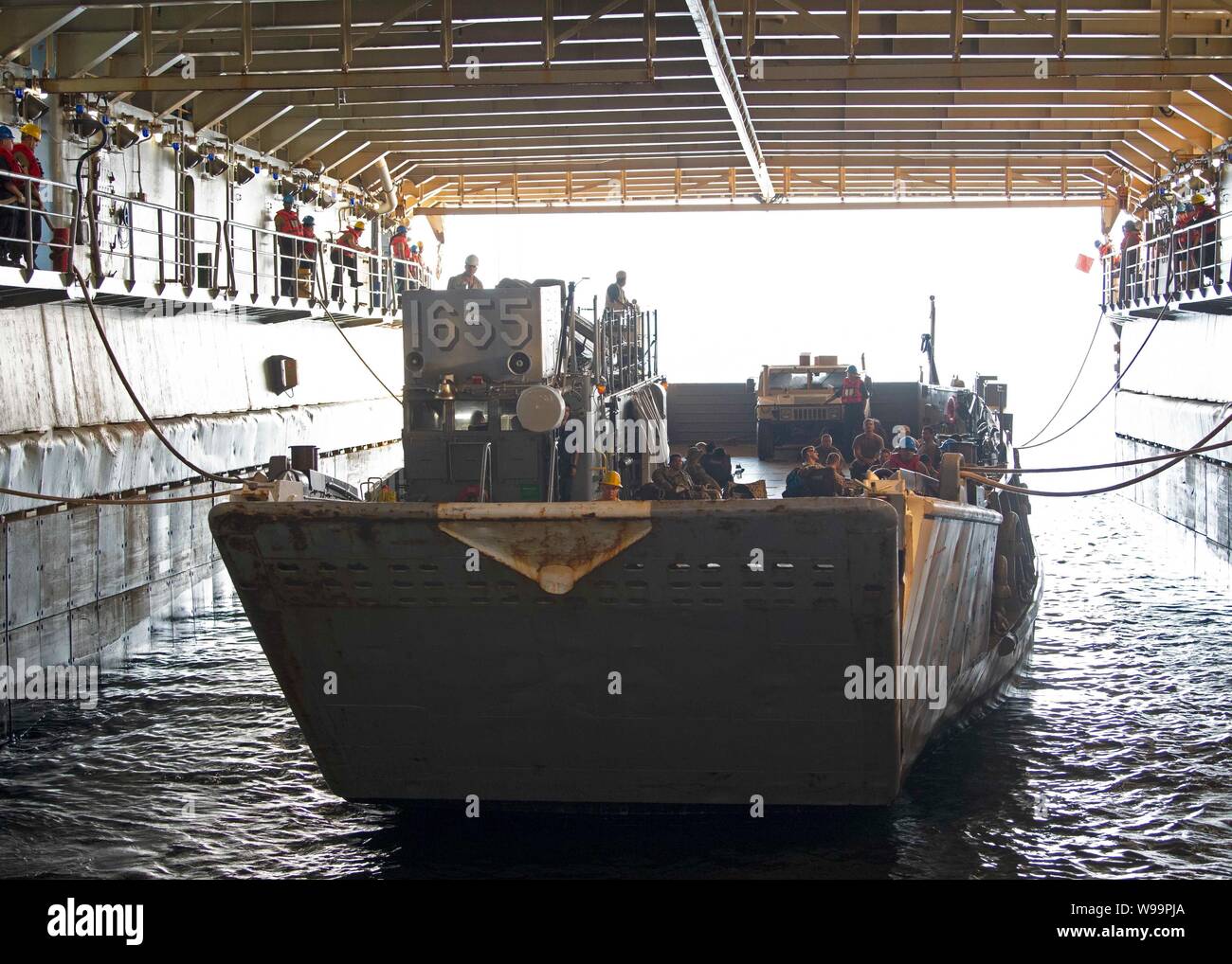 Landing craft utility lcu 1655 hi-res stock photography and images - Alamy