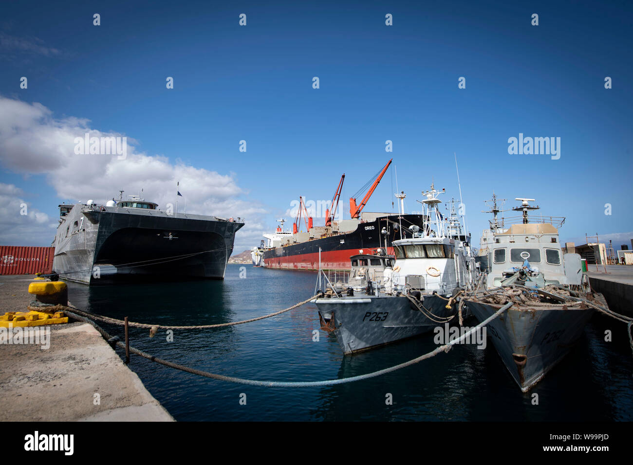 Usns carson city epf 7 hi-res stock photography and images - Alamy