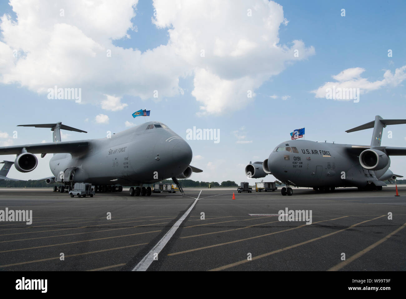 436th operations group hi-res stock photography and images - Alamy
