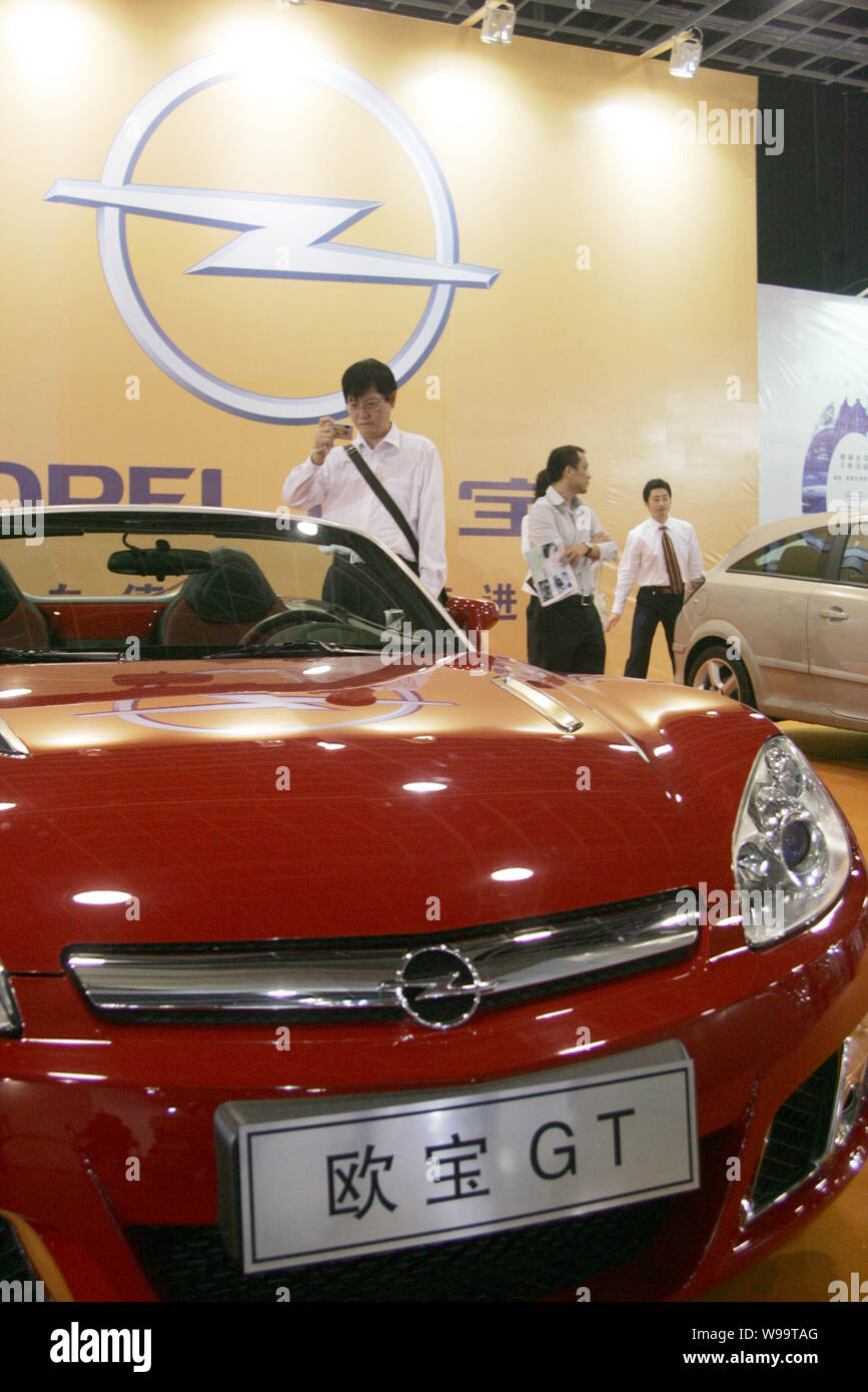 Opel brand hi-res stock photography and images - Alamy