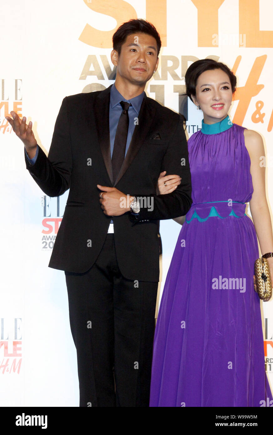 Chinese model and TV hostess Liu Yanchi, right, and Taiwanese star ...