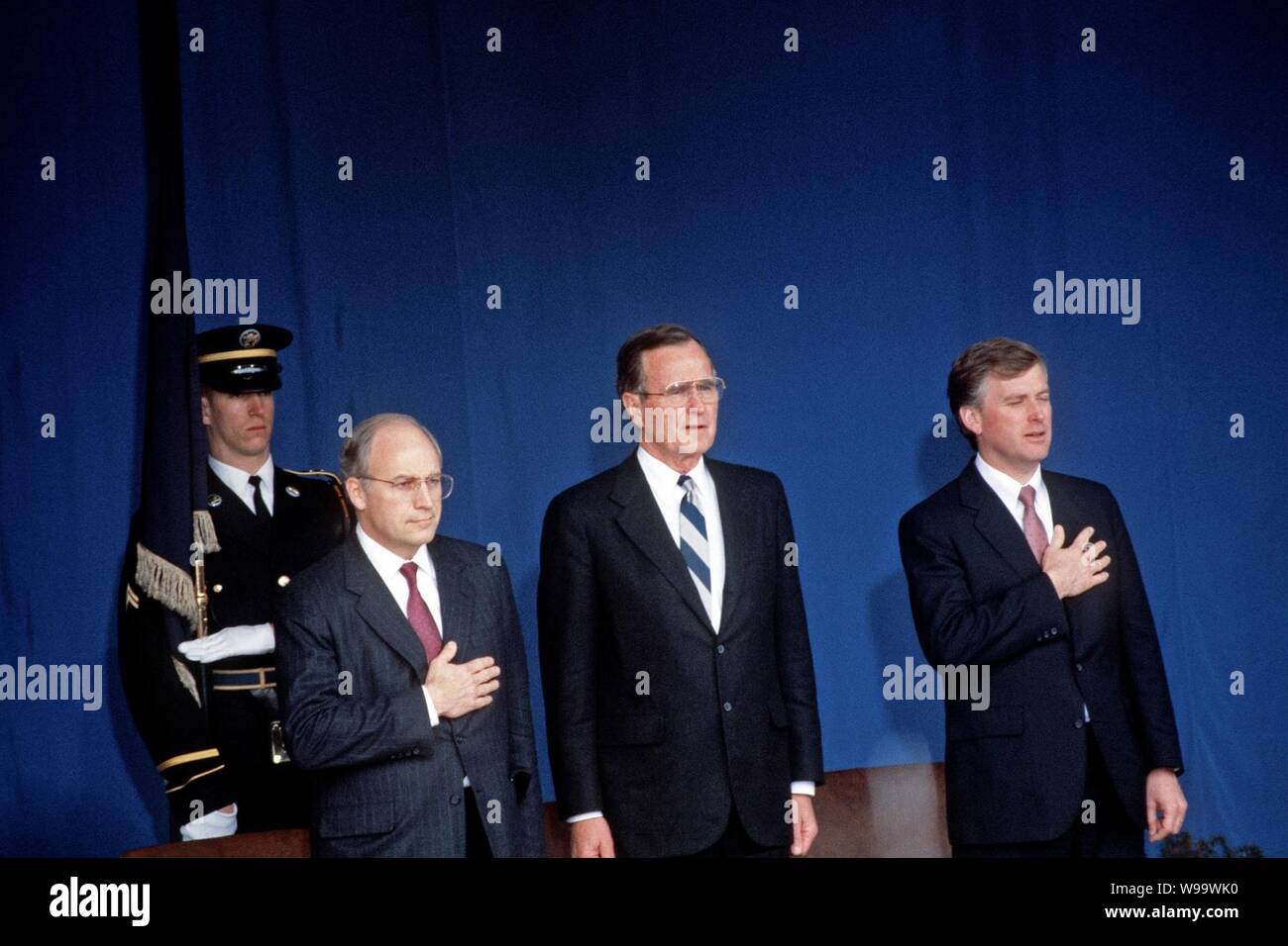 Dick Cheney George H W Bush And Dan Quayle Honor The Flag During