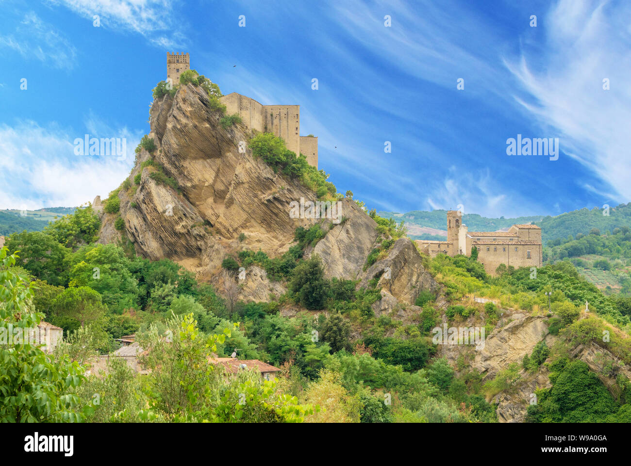 Roccascalegna (Italy) - The suggestive medieval castle on the rock in ...