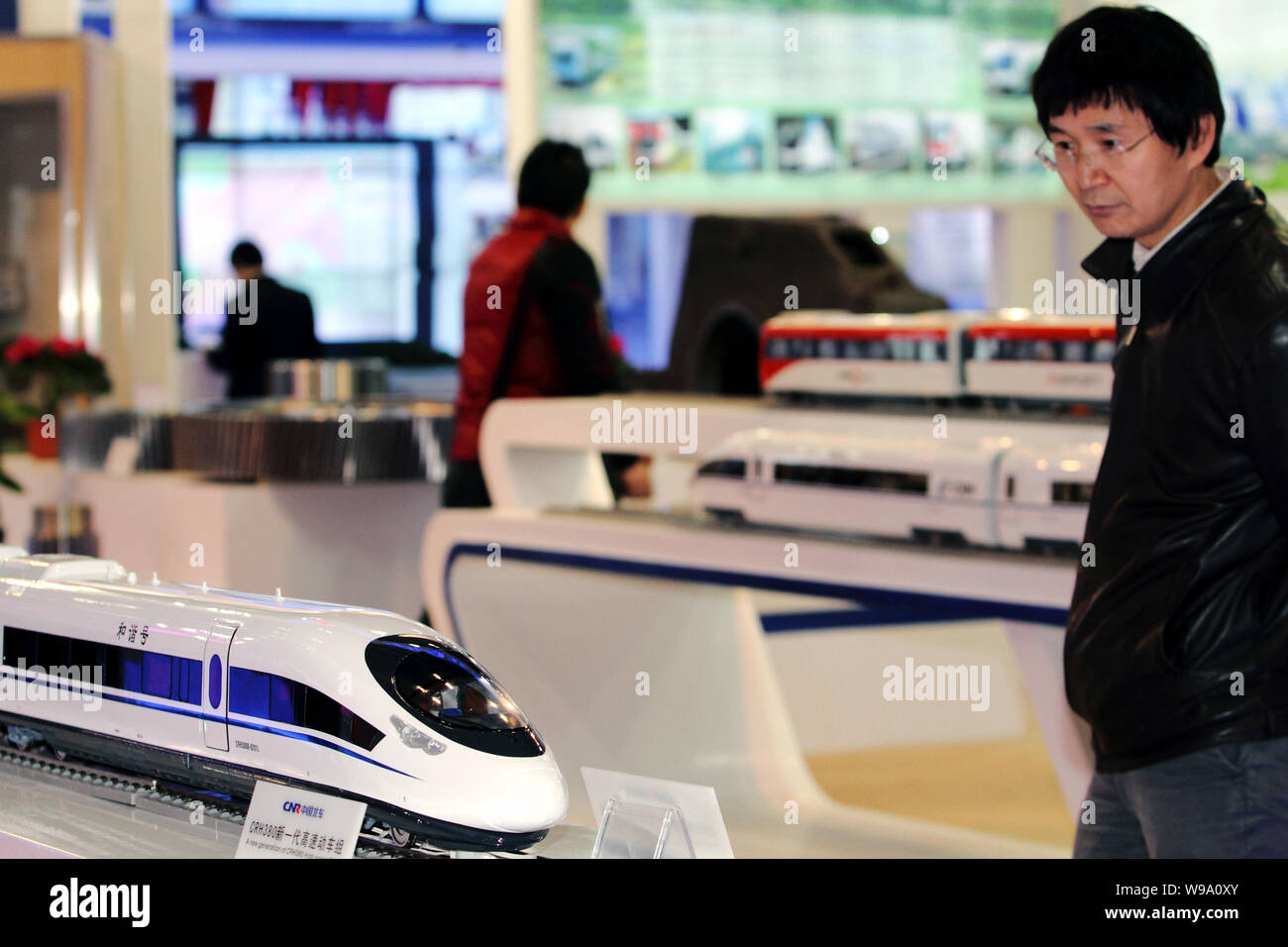 Model chinese high speed train hi-res stock photography and images - Alamy