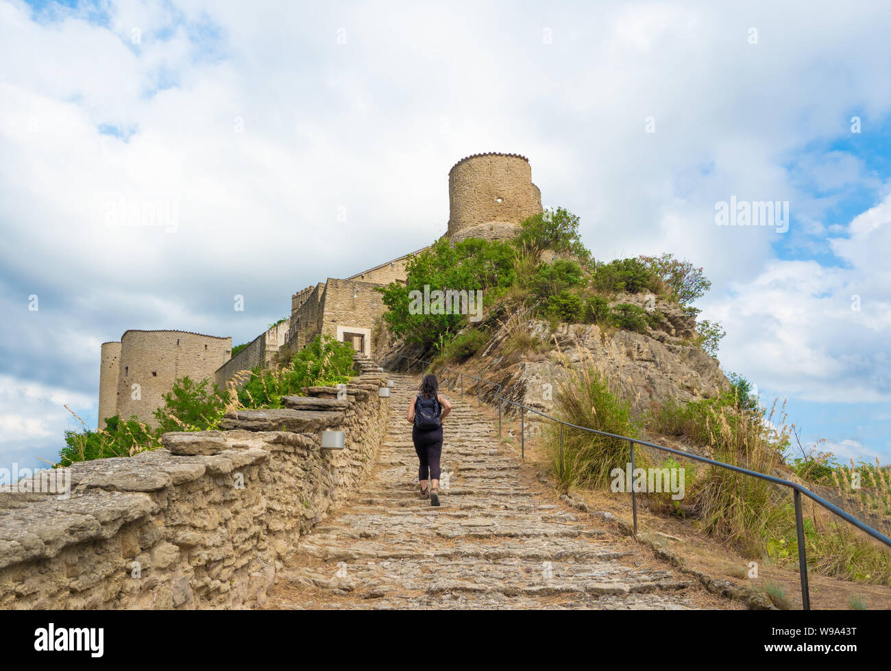Roccascalegna (Italy) - The suggestive medieval castle on the rock in ...