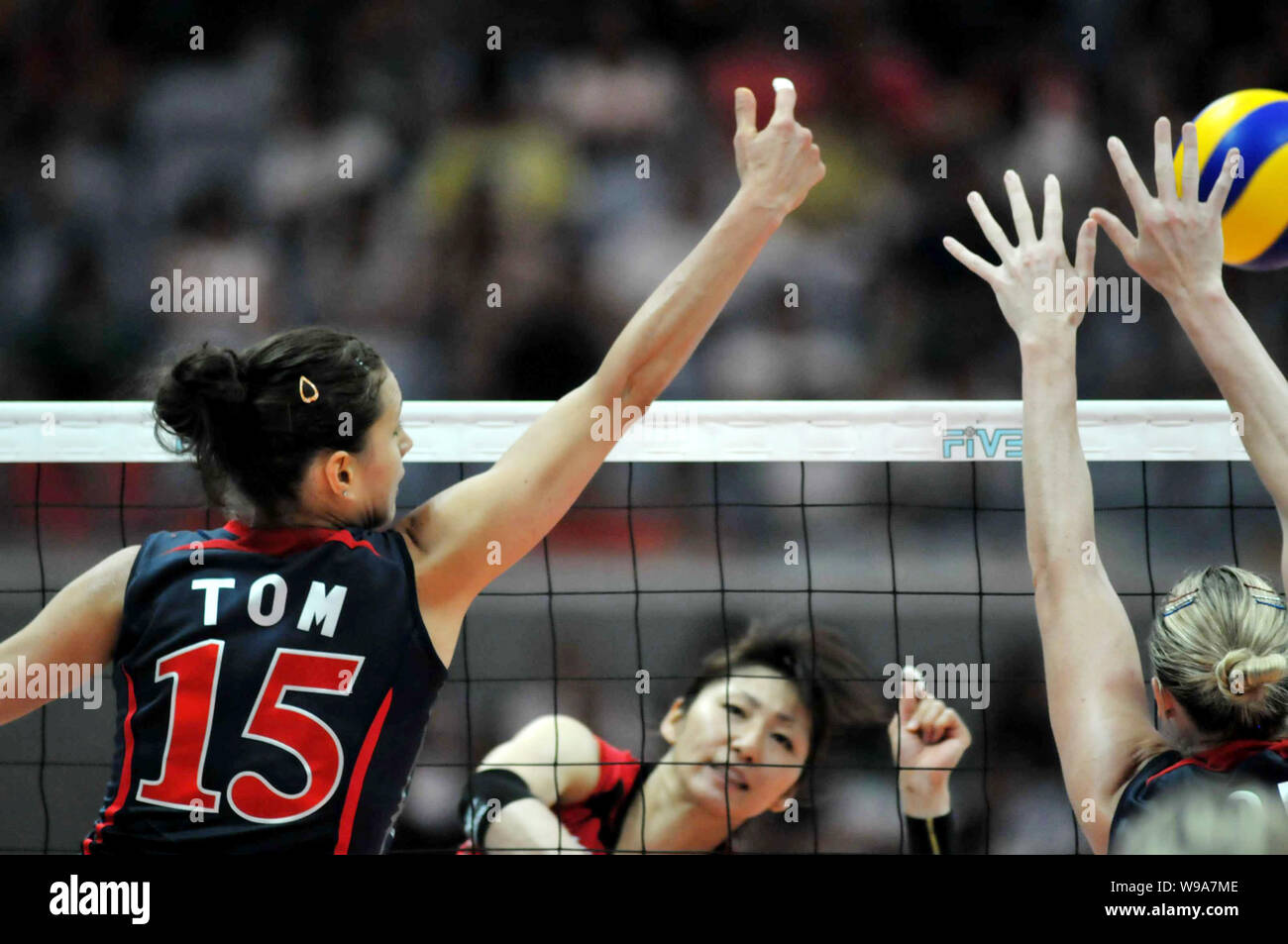 Volleyball player logan tom hi-res stock photography and images - Alamy