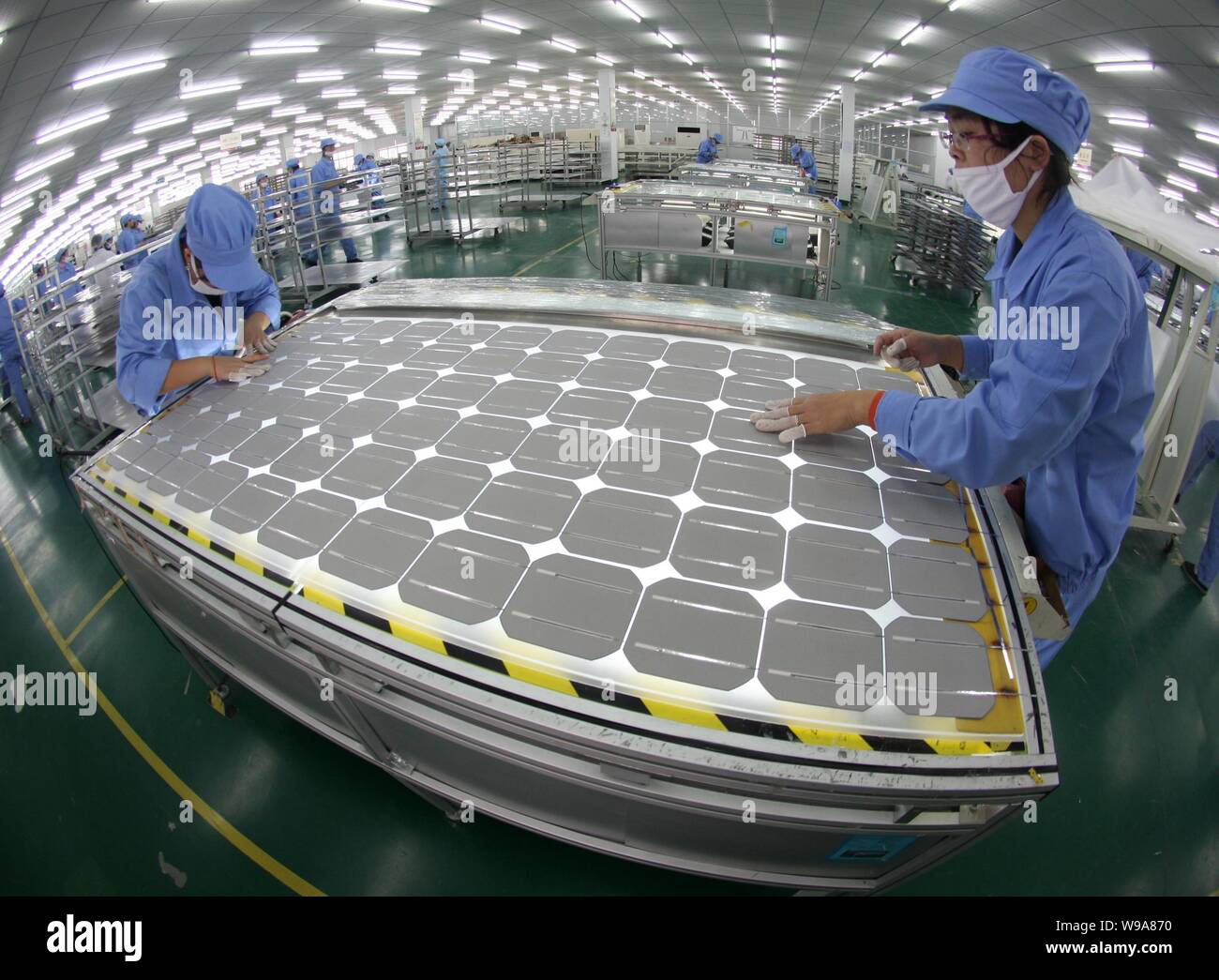 Solar panel factory in china hi-res stock photography and images - Alamy