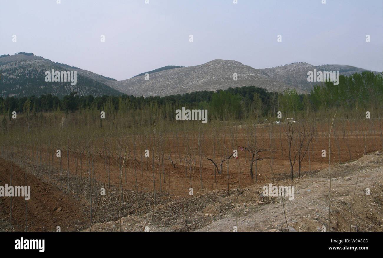 Landscape of Ni Mountain, the birthplace of the Confucius, in Qufu ...