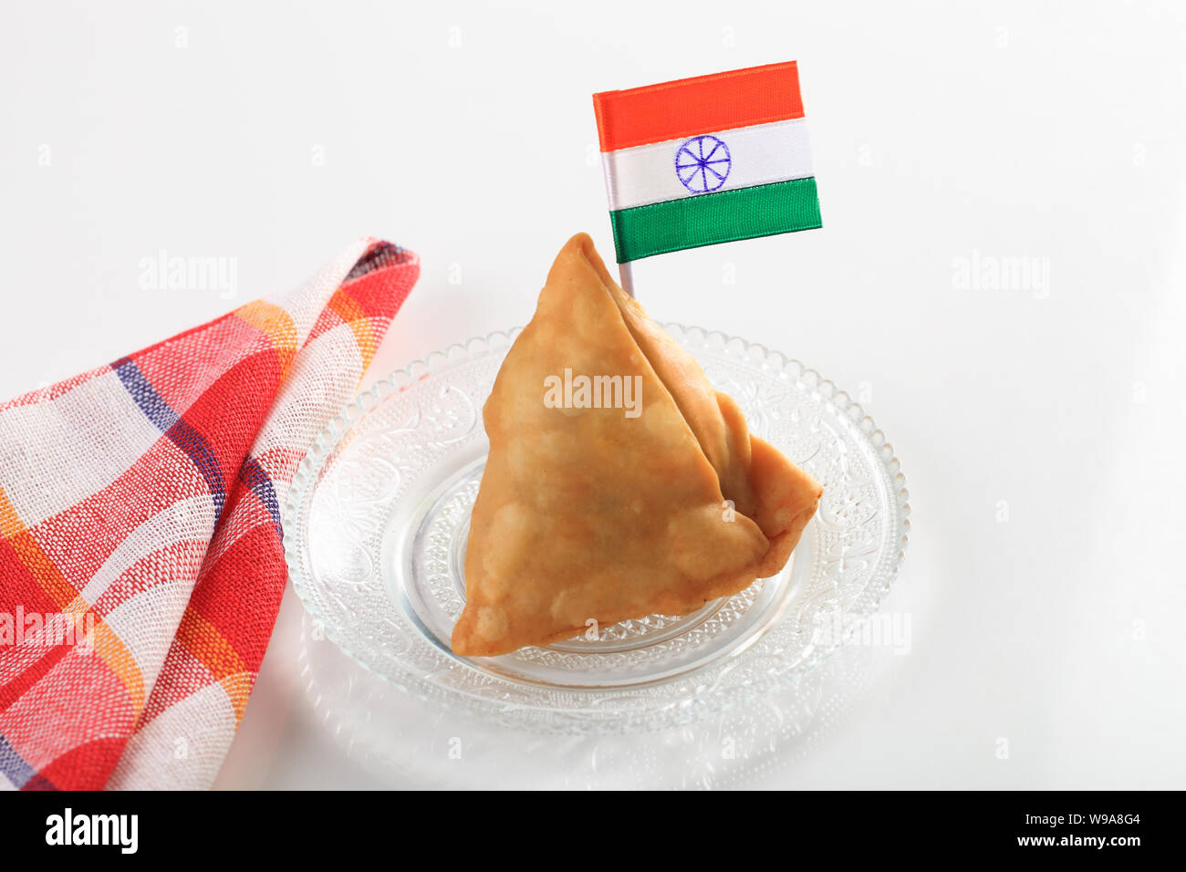 Samosa served in a bowl with Indian flag Stock Photo - Alamy