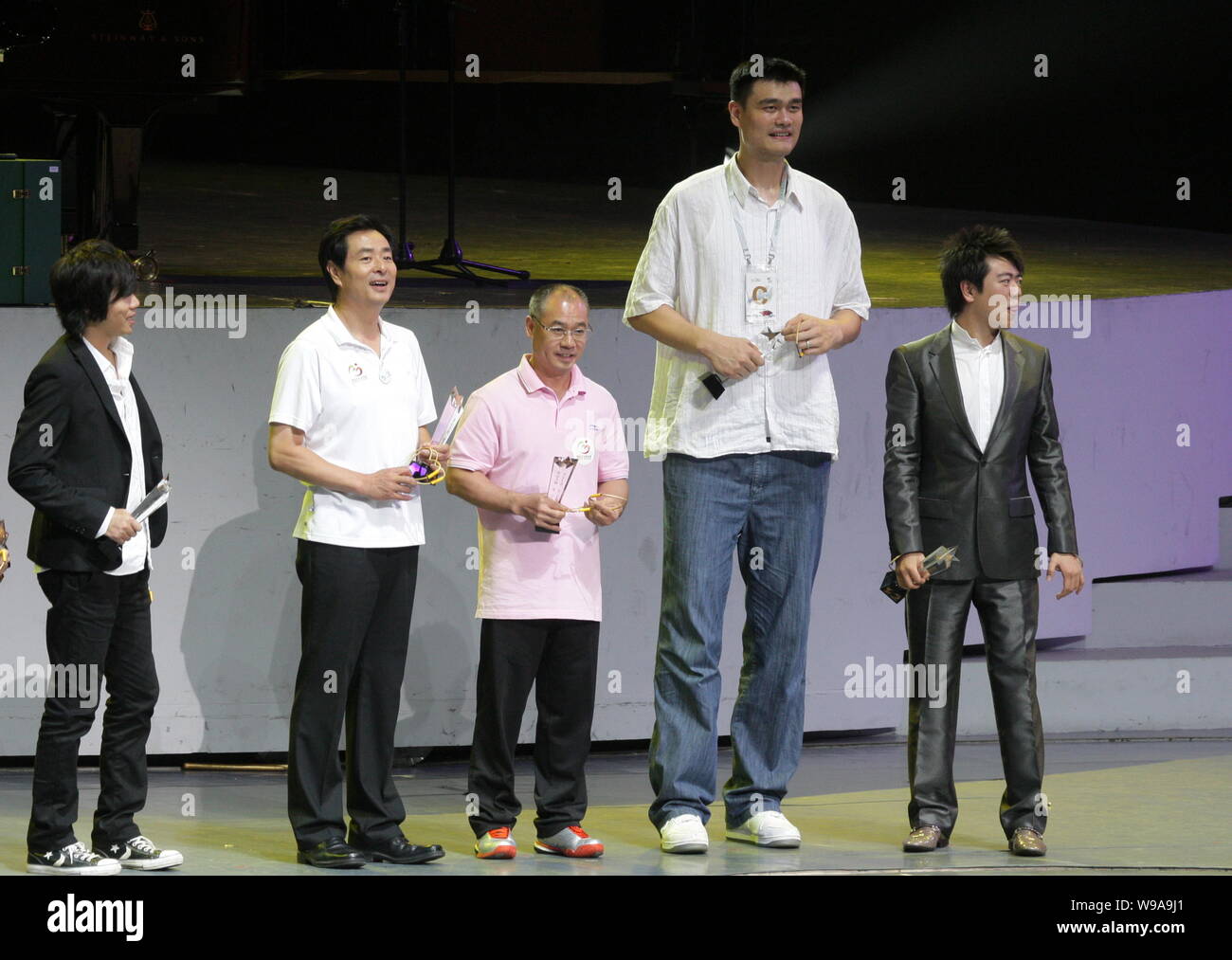 (From right) Chinese pianist Lang Lang, Chinese basketball player Yao ...