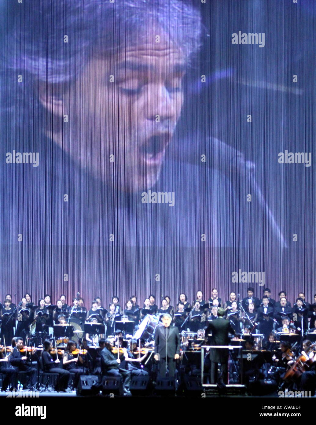 Sings With Andrea Bocelli At High Resolution Stock Photography and ...