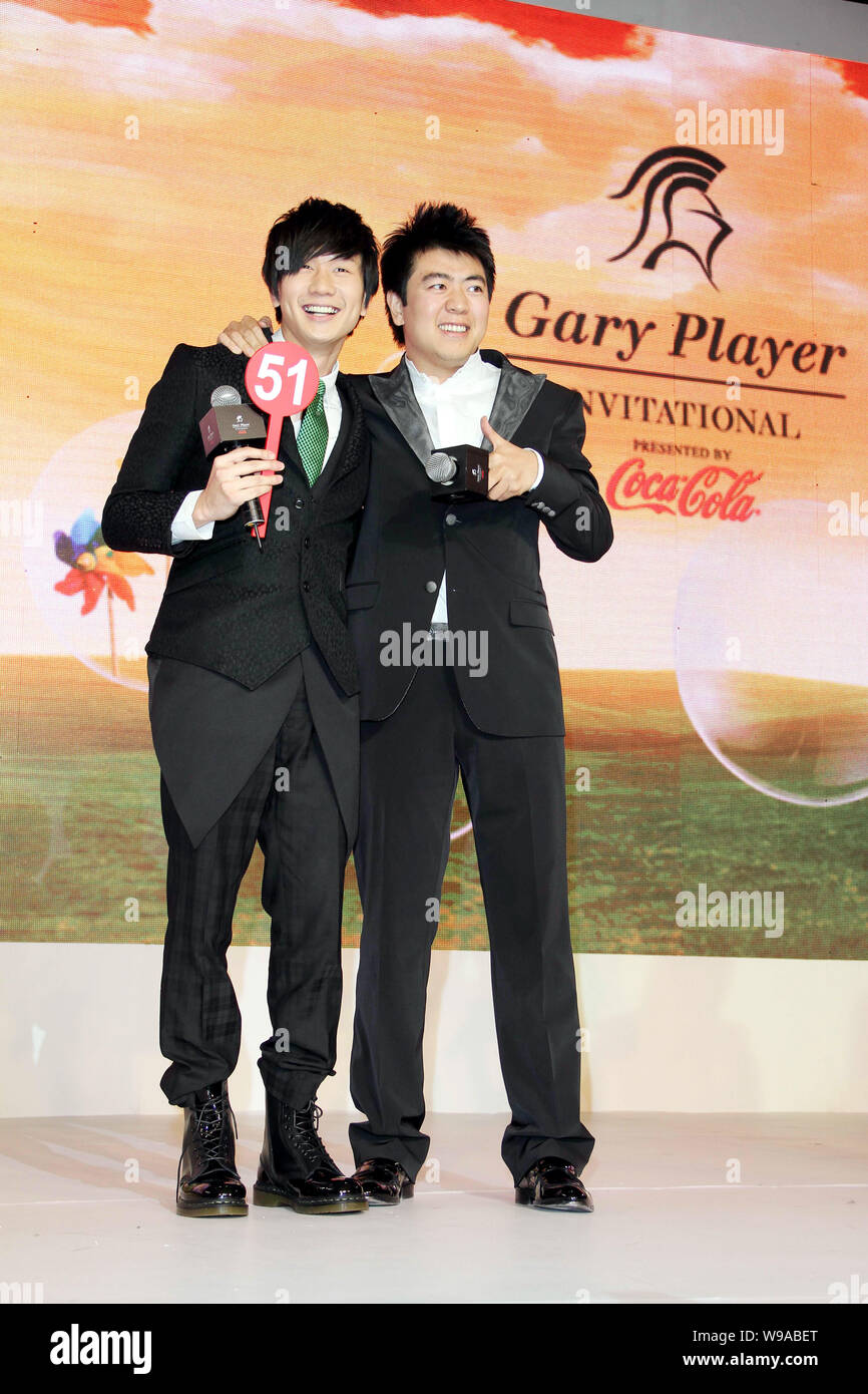 Invitati hi-res stock photography and images - Alamy