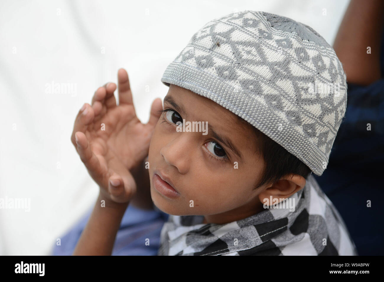 Lahore, Pakistan. 12th Aug, 2019. Muslim people offer Eid al-Adha ...