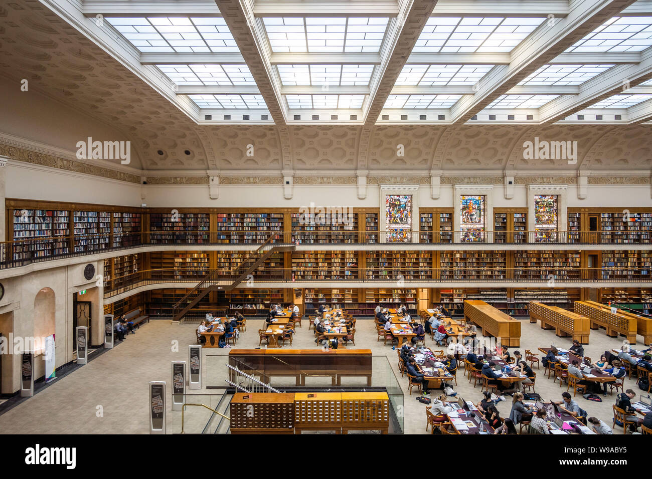 Public library study room hi-res stock photography and images - Alamy