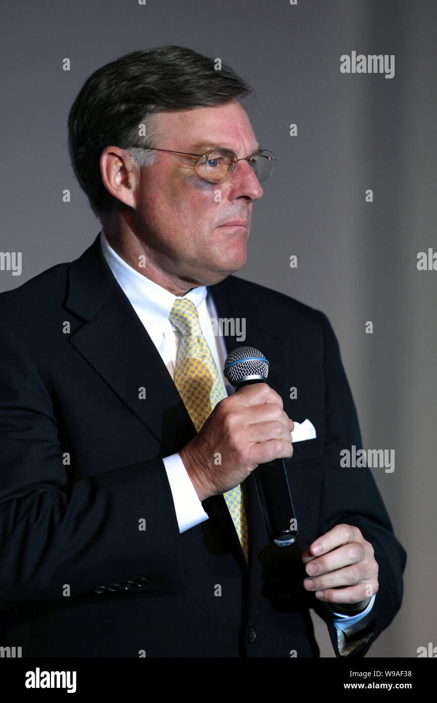 Harold McGraw III, Chairman, President and CEO of the McGraw-Hill ...