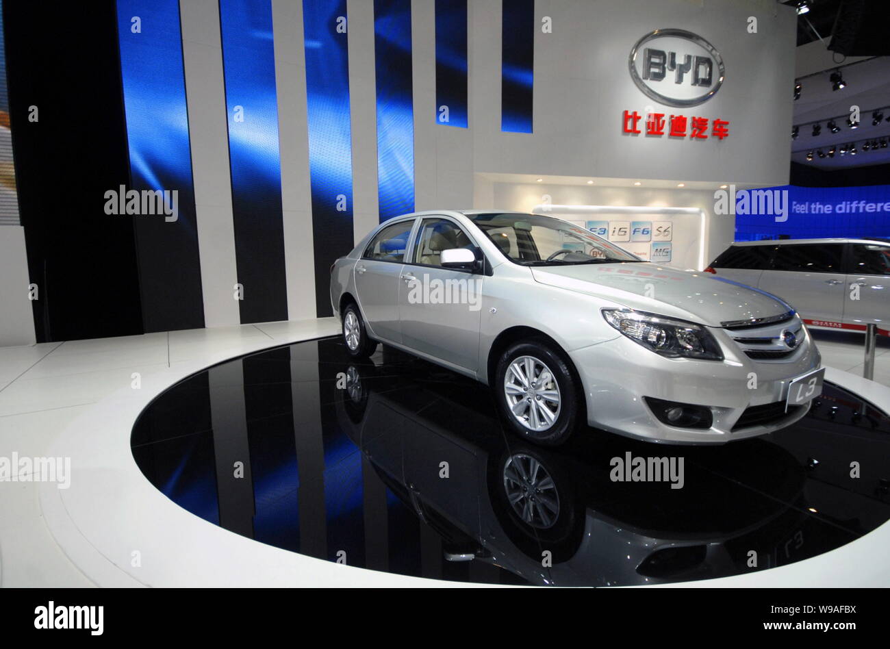 Byd l3 hi-res stock photography and images - Alamy
